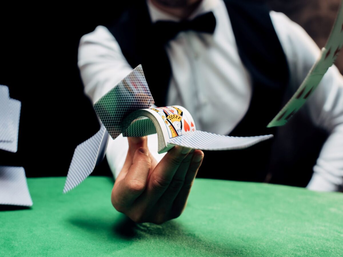 Poker positions: seats, names and their strategies - PokerStars Learn